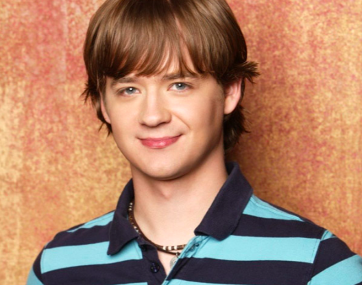 Jackson Stewart z serialu Hannah Montana skończył w tym roku 45 lat ...